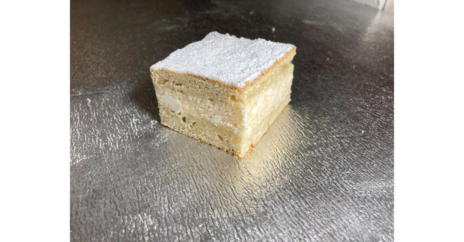 Készresütött túrós pite 100g (24 db) - Rétesek, piték